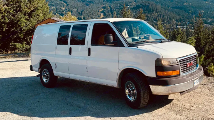 2016 GMC Savana Camper Van | Easy Campers Canada